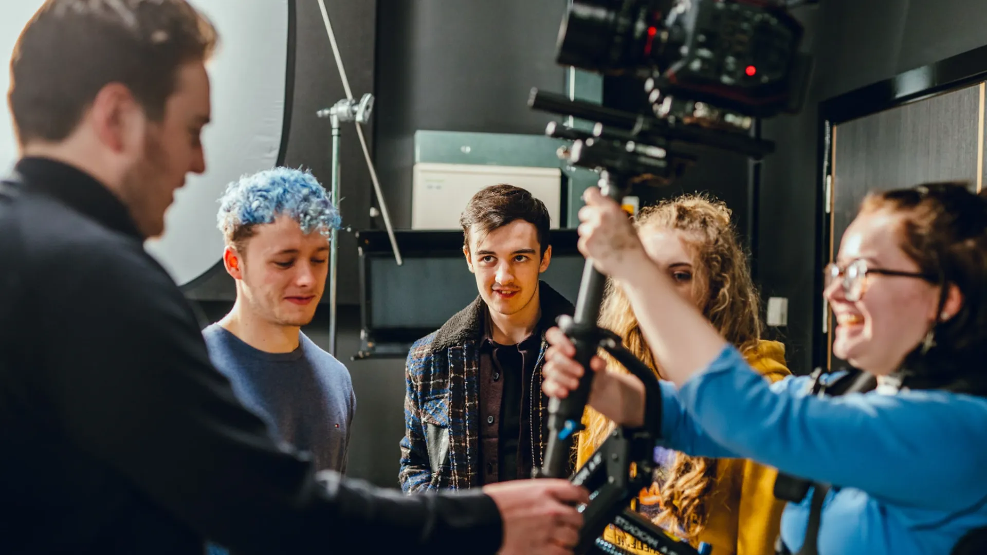 The Ultimate Guide For Movie Making - 2iFilm - Premier Production ...
